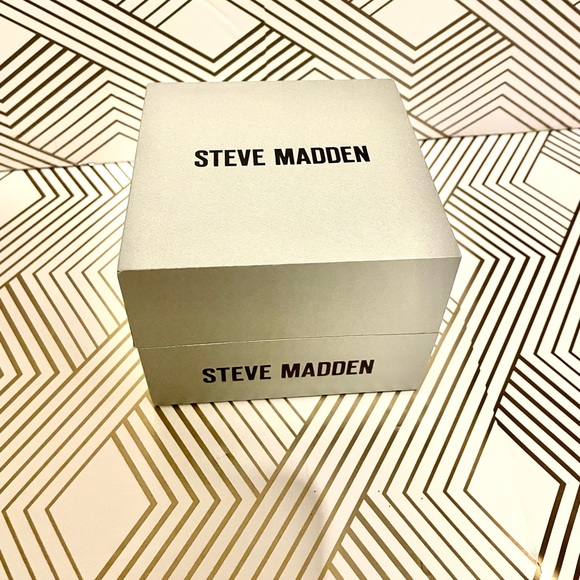 Steve Madden | Accessories | Steve Madden Unisex Lavender And Pink ...